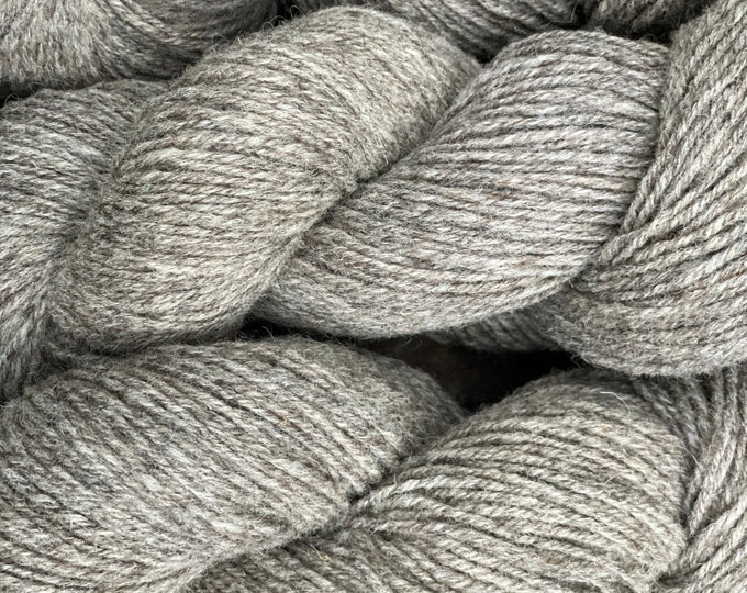 100% Romney Wool DK Weight Yarn - Etsy
