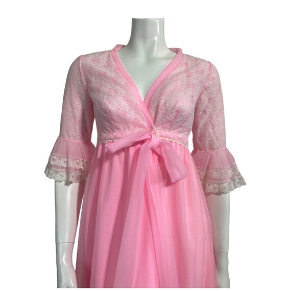 Vintage Pink Chiffon Robe / Negligee / 1960s / Linda … - Gem