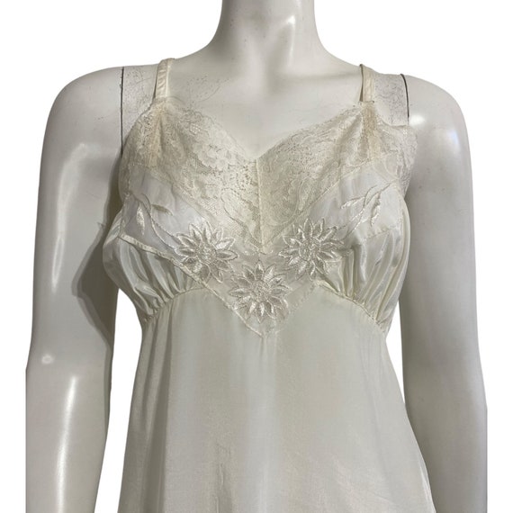 Vintage White Full Slip 1950s Fantasy Lingerie - Gem