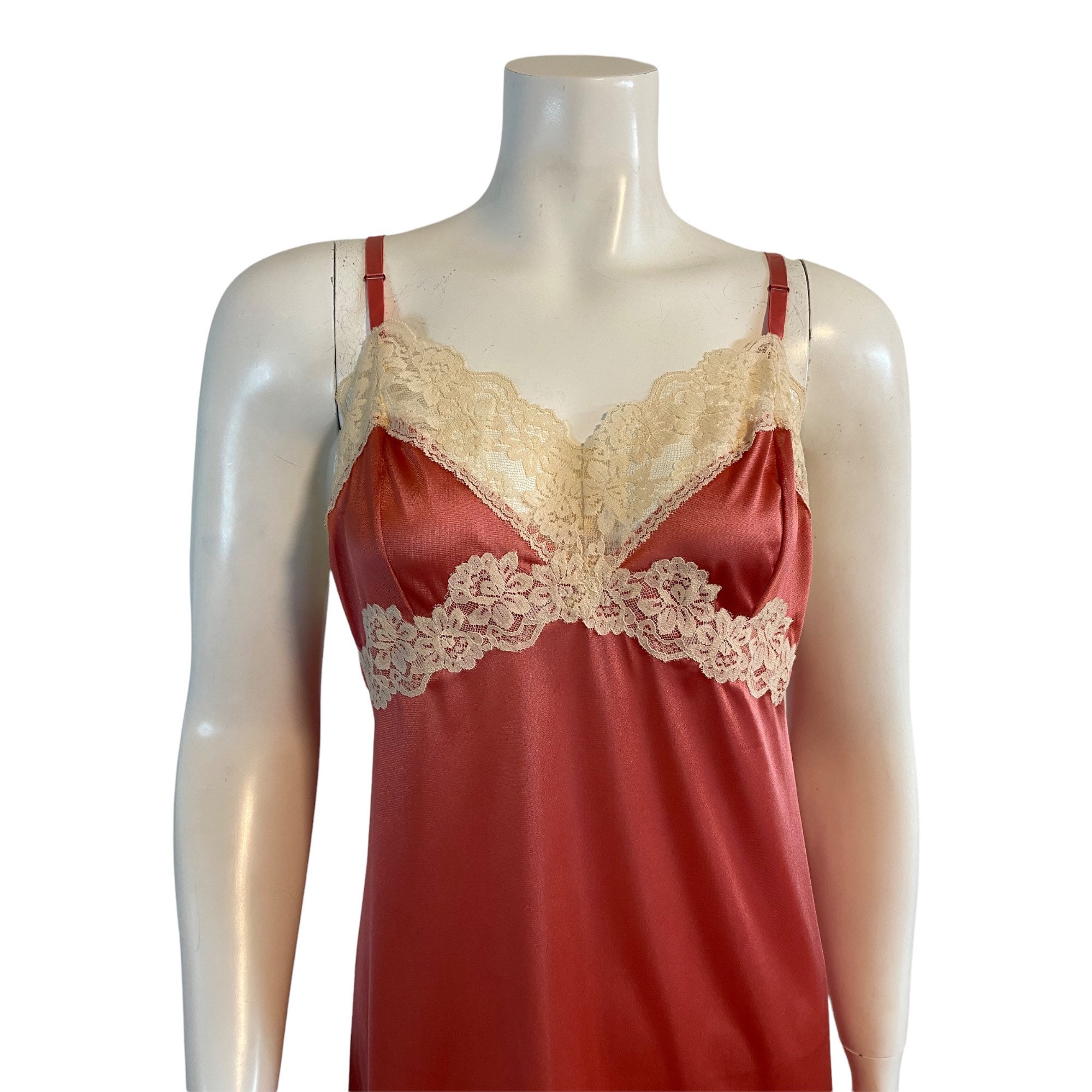 Vintage Full Slip / 1970s / Pink / Van Raalte / Small - Etsy