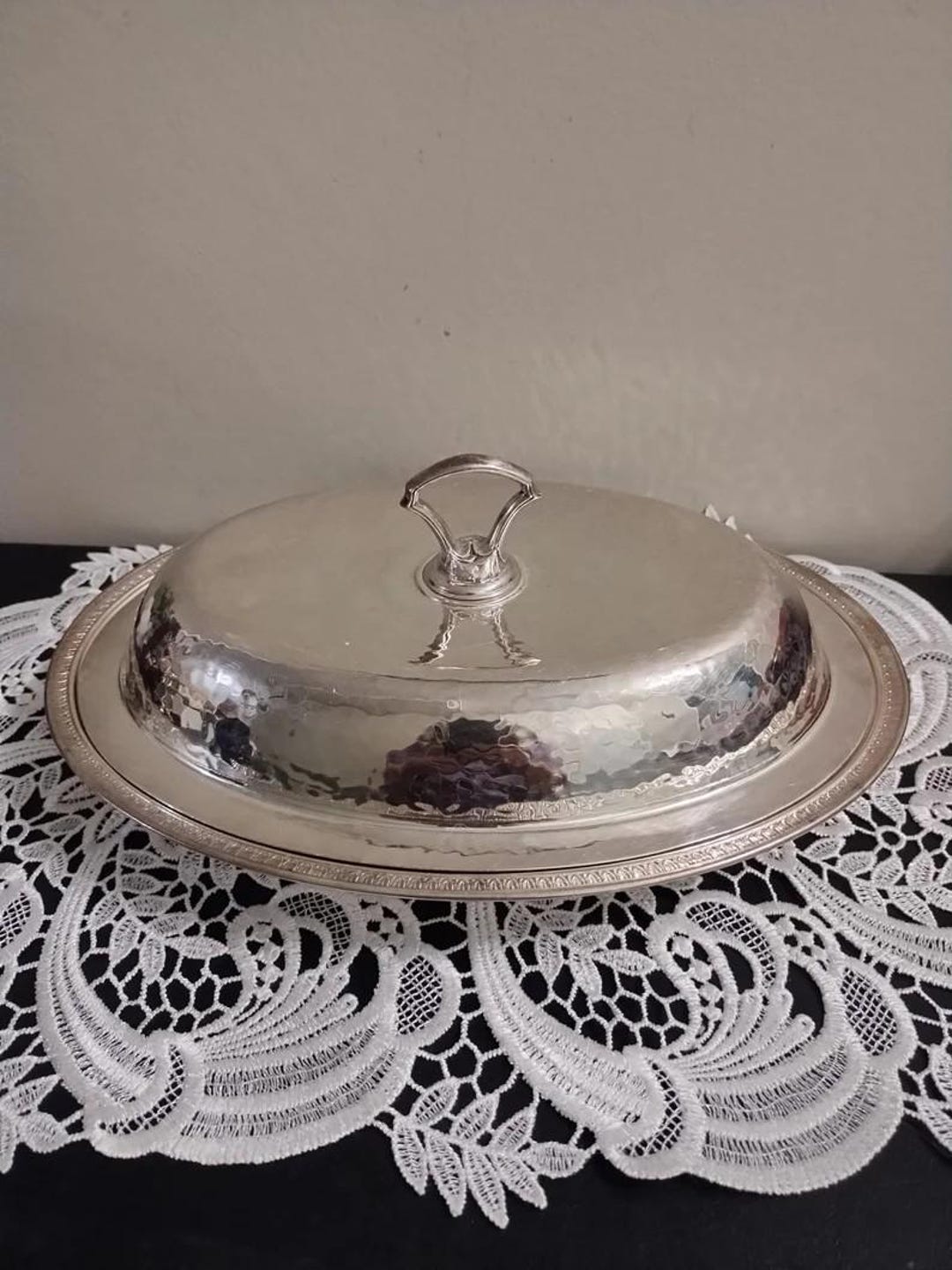 Vintage Meriden Silverplate Hammered Serving Dish With Handled Lid - Etsy