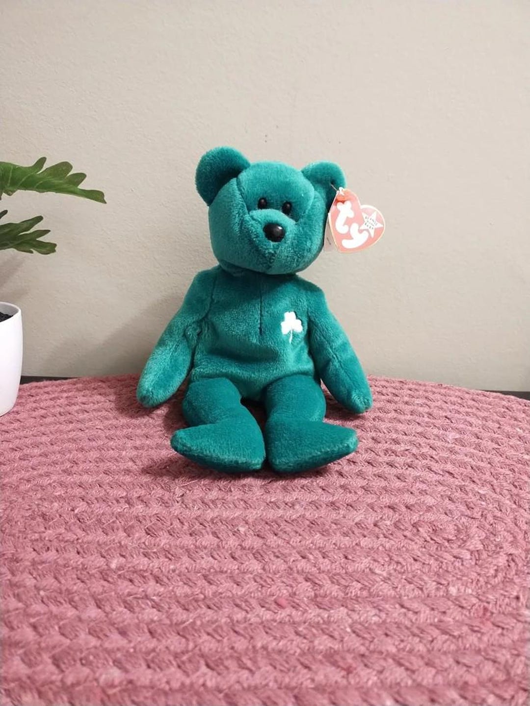 Vintage TY Erin the Green Beanie Baby Bear - Etsy