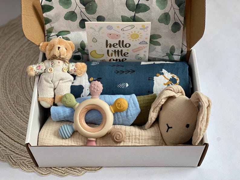 Personalized Baby Gift, Baby Shower Gift Set, Newborn Gift Basket, Name ...