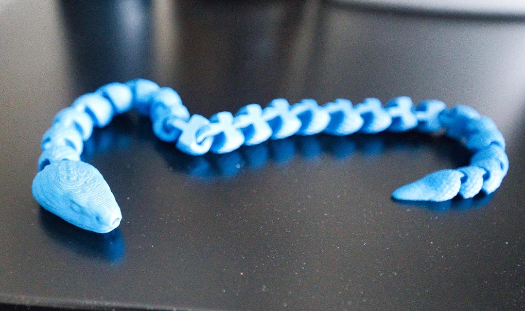 3d-printed Articulating Snake – Flexible & Fun! - Etsy