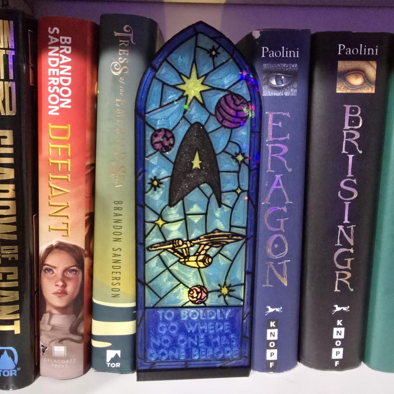 Shimmering Star Emblem Stained Glass Book Nook, Boldly Go 3D Printed ...