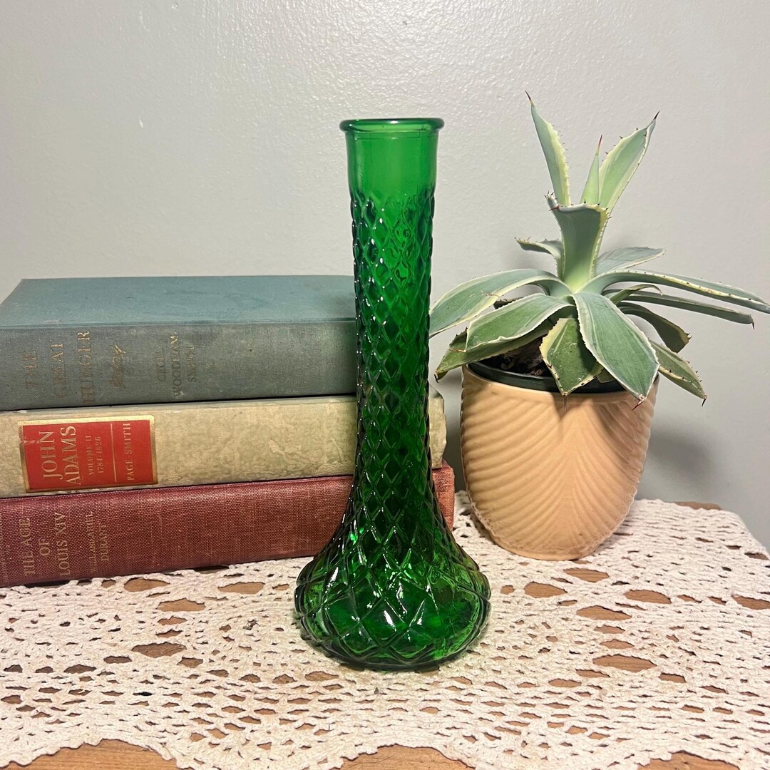 Vintage Green Depression Glass Vase Gift Cottage Farmhouse Decor Flower ...