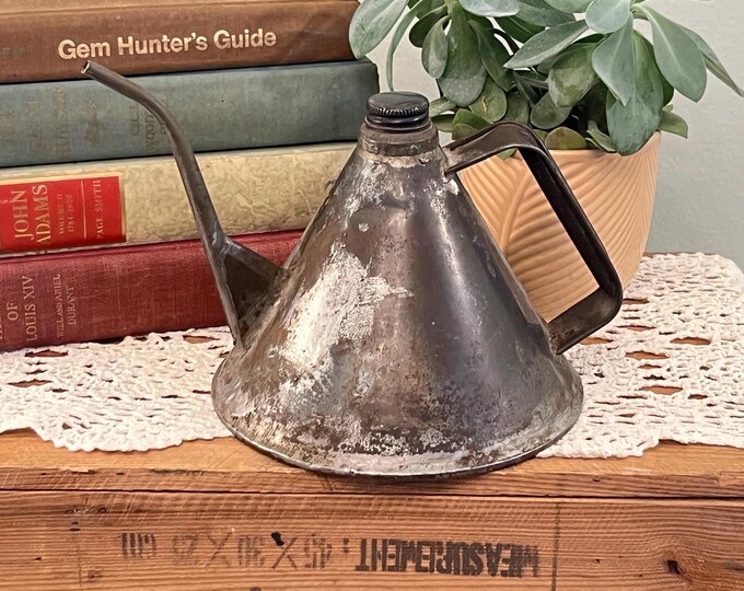 Vintage Antique Oil Can Oiler Railroad Can Primitive Country Cottage ...