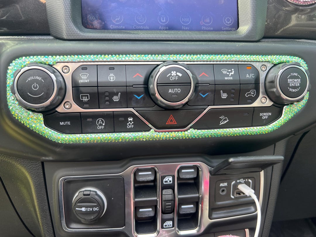 Bedazzled Center Dash Cover: Jeep Wrangler JL JLU, Gladiator (2018-2023 ...