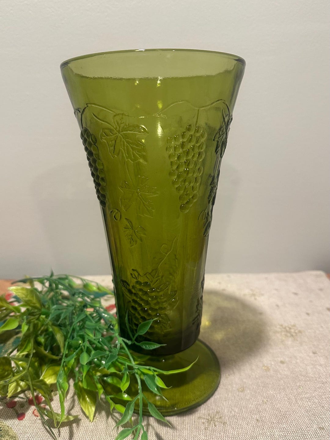Vintage Indiana Glass Company Harvest Grape Pattern Footed Vase Colony ...