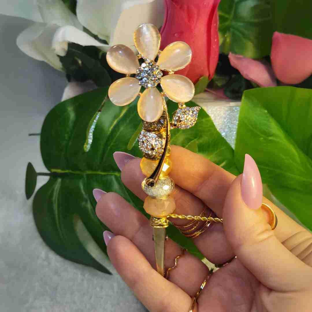 Crystal Opal Rose Smoking Clip - Girly Gift - Pretty Cigarette Holder With Finger Ring - Unique ...