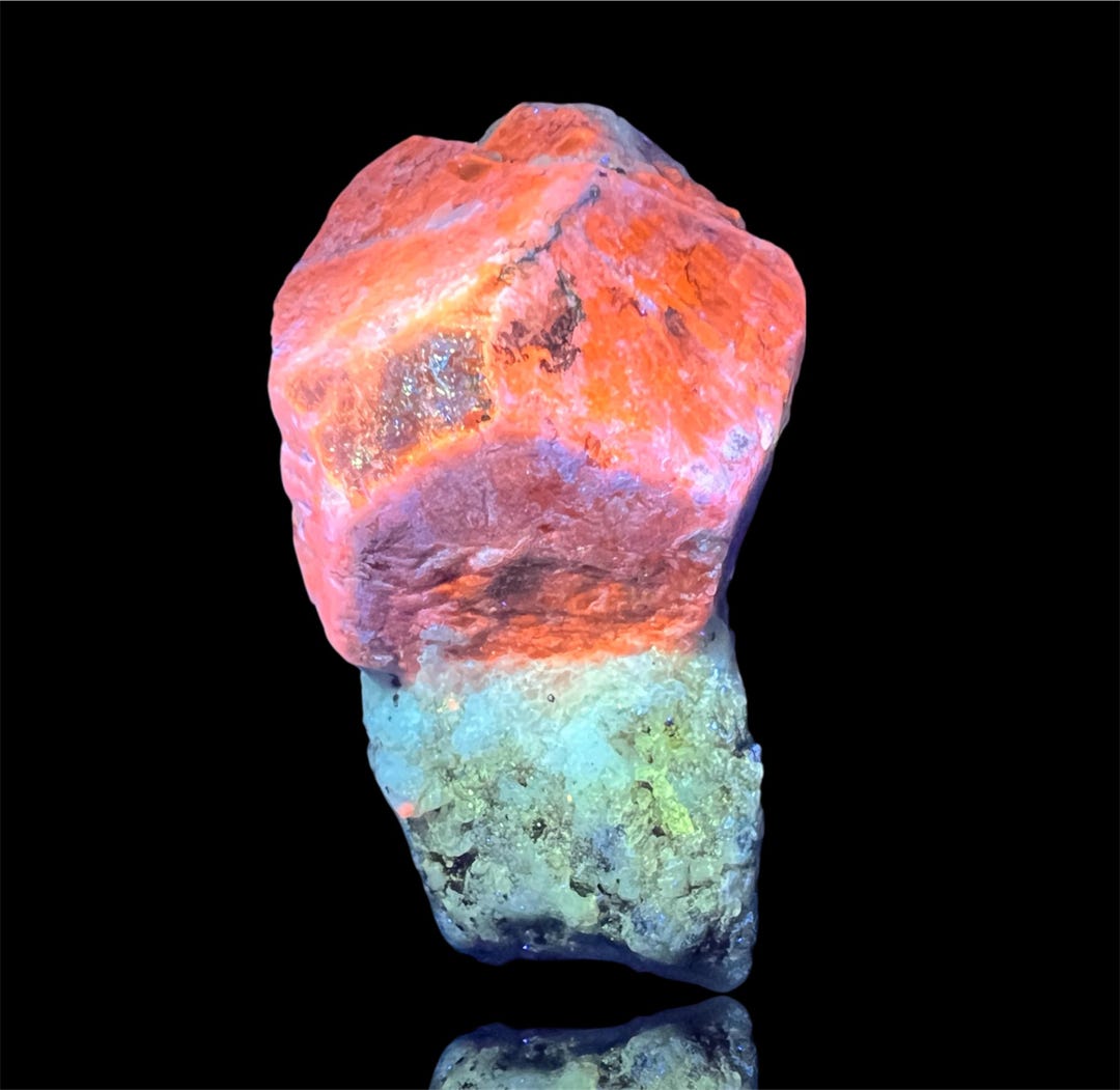 128 Carat Natural Fluorescent Blue Hauyne | Hayune Crystal From ...
