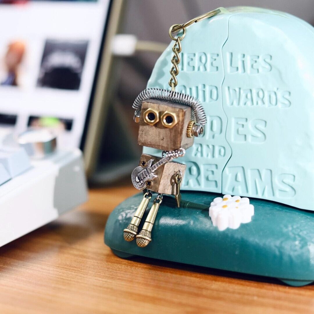 Handmade Steampunk Robot Keychain - Wooden Miniature Gearbot ...