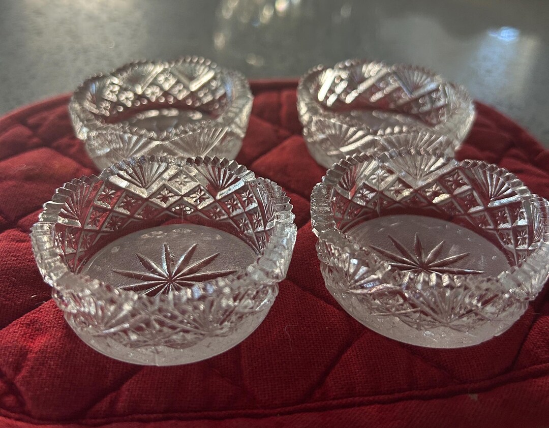 Vintage Cut Glass Salt Cellars (set of 4) - Etsy
