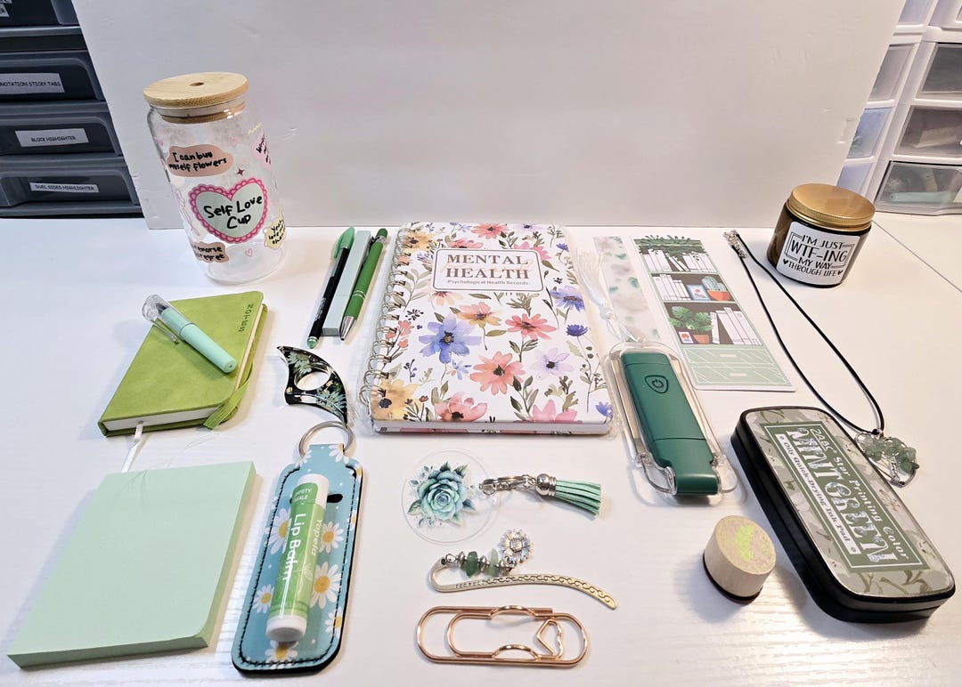 15 Capsule Scoop Bookish Bundle - Etsy