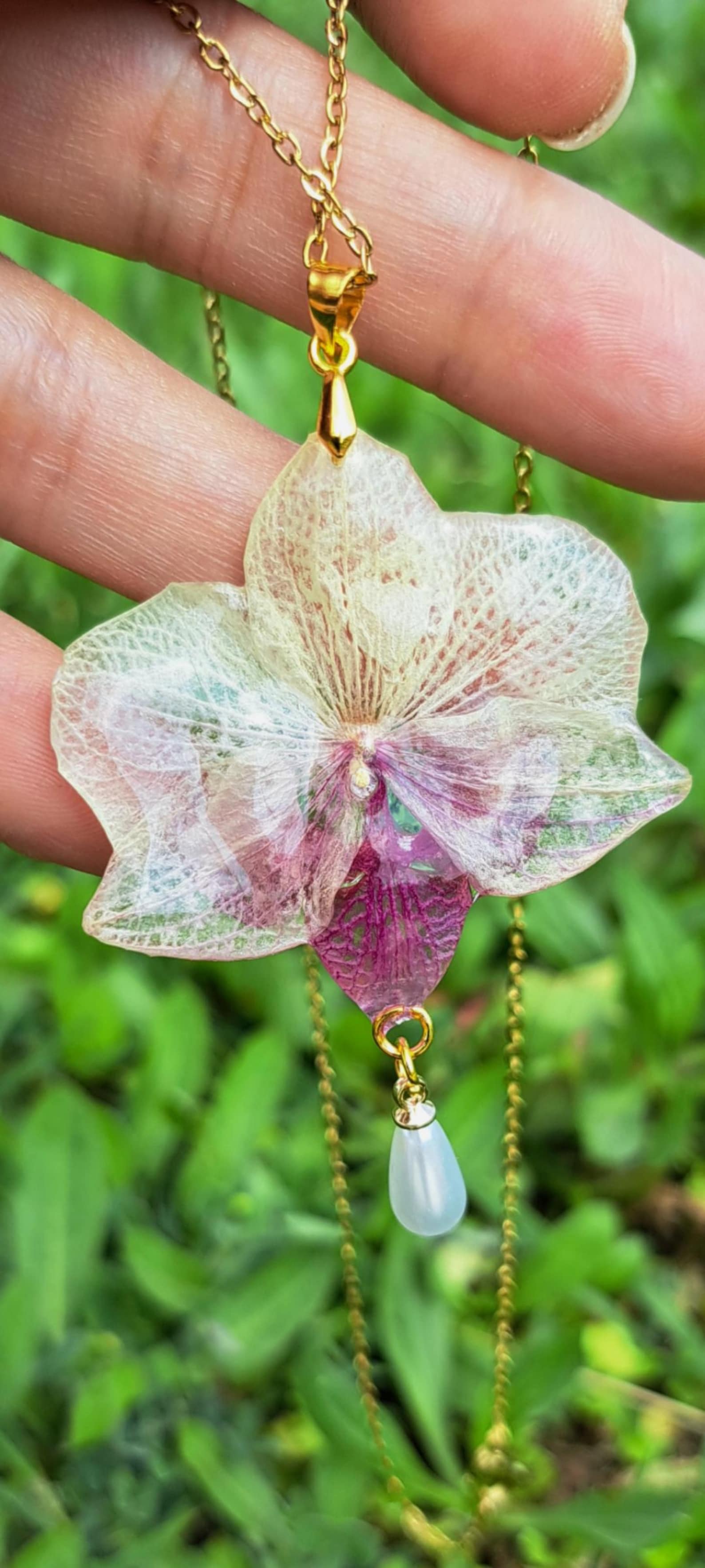 Handmade Real Orchid Resin Necklace: 3D Floral Jewelry - Etsy