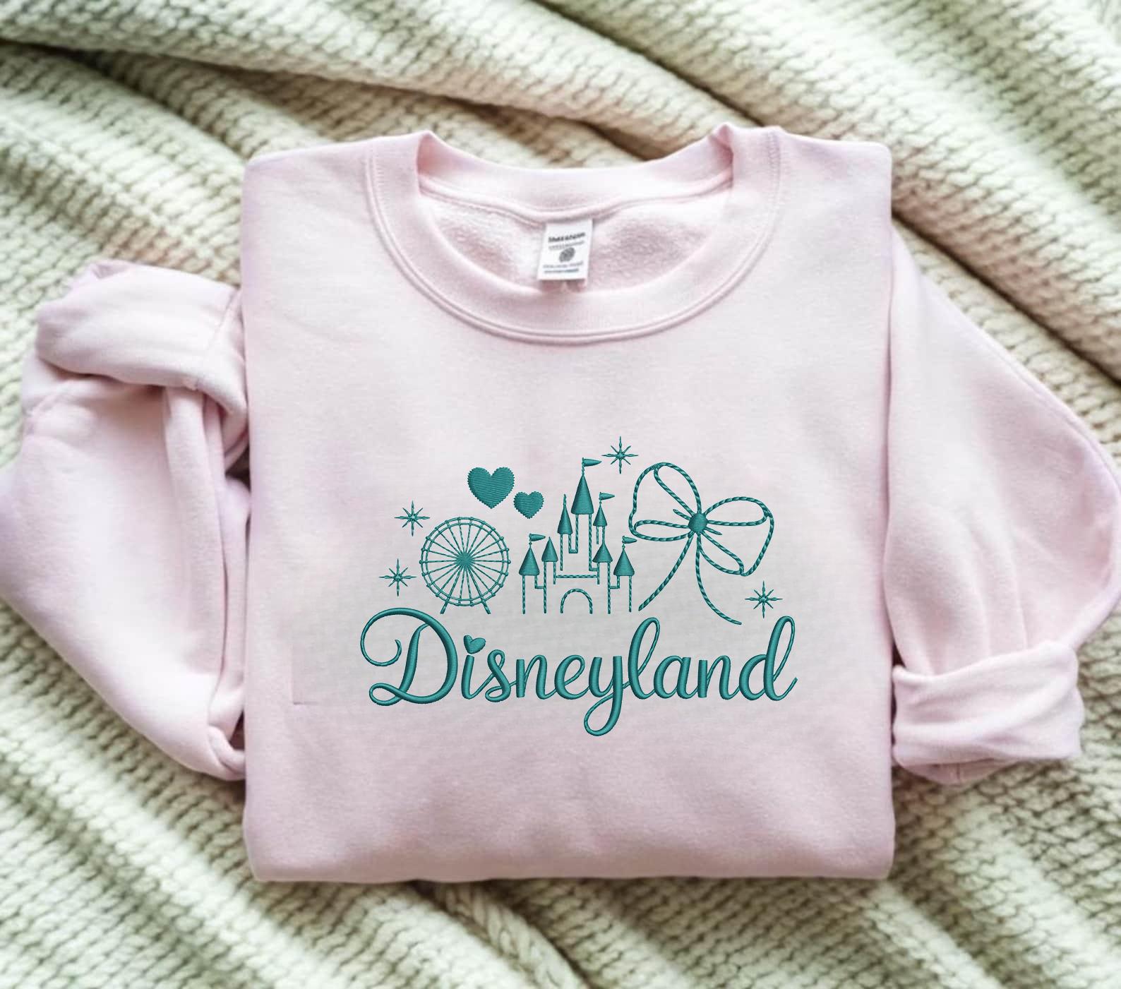 Disneyland Embroidery Design | Castle Stitch Pattern | Cute Bow & Heart ...