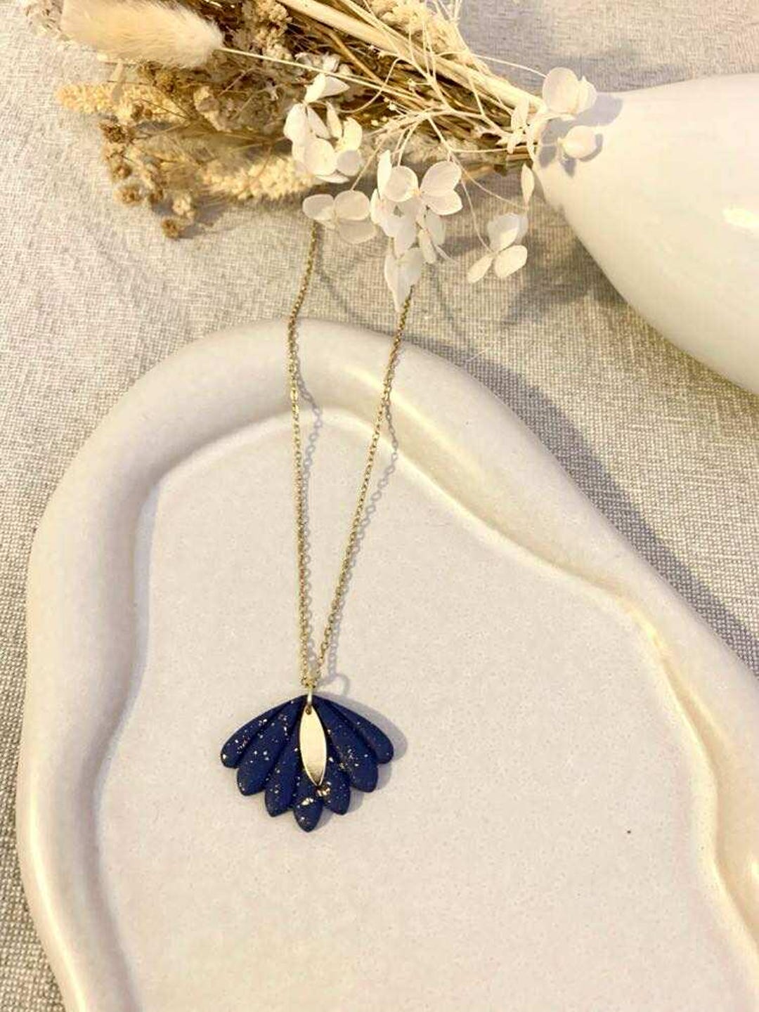 Fine Chain Necklace With Kayla Pendant From the Enchanted Forest ...
