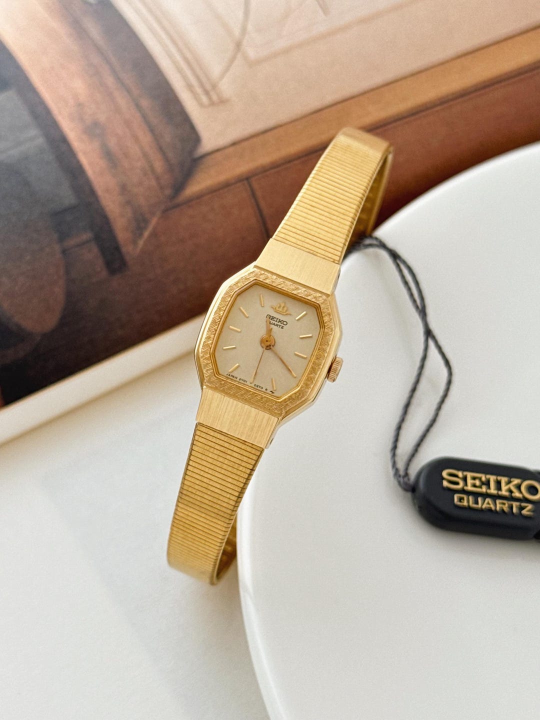 Vintage Seiko Gold Tone Bracelet Watch With Octagonal Case, Women's ...