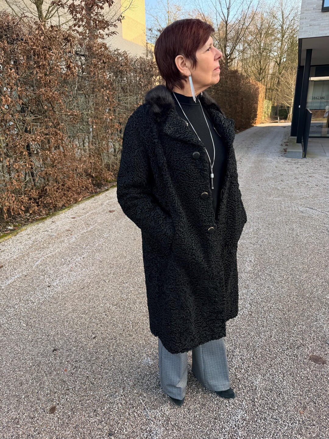 Vintage 80s Astrakhan Fur Coat – Black Karakul & Mink Collar, Size S-M ...