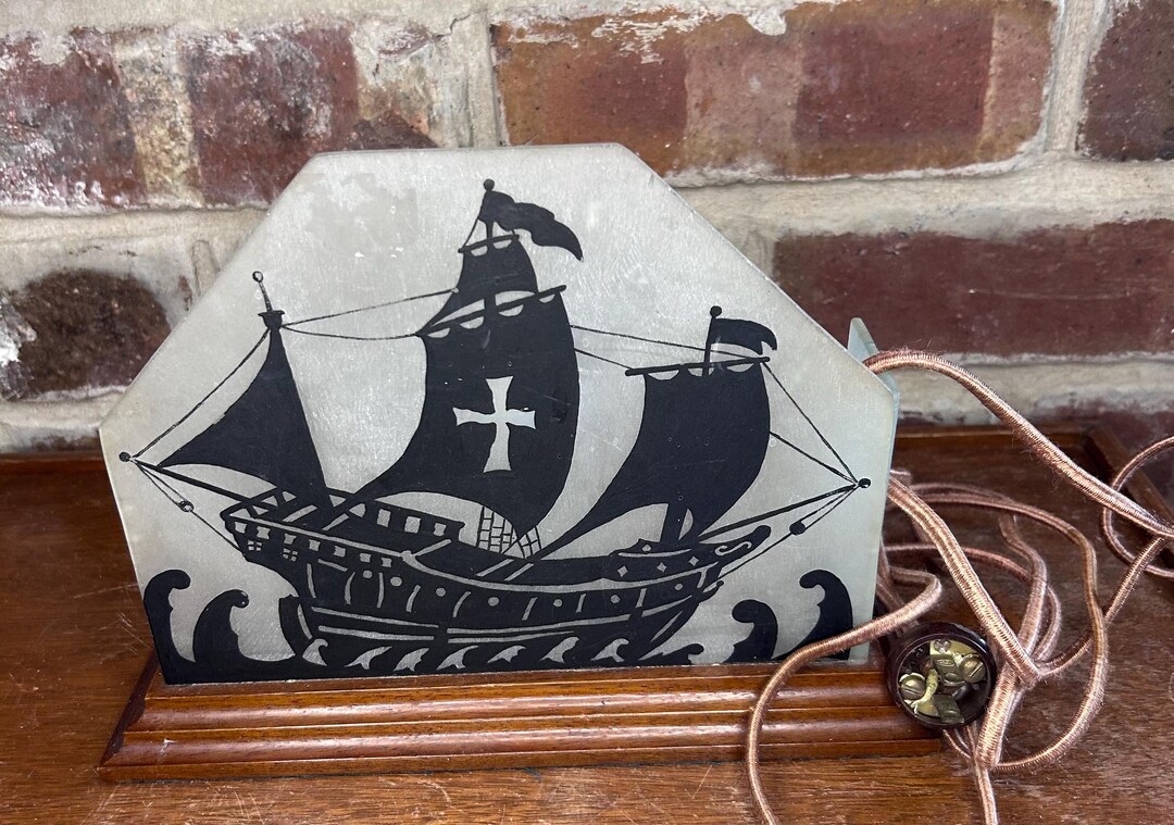 Vintage Ship Lamp, Etched Glass, Works. - Etsy