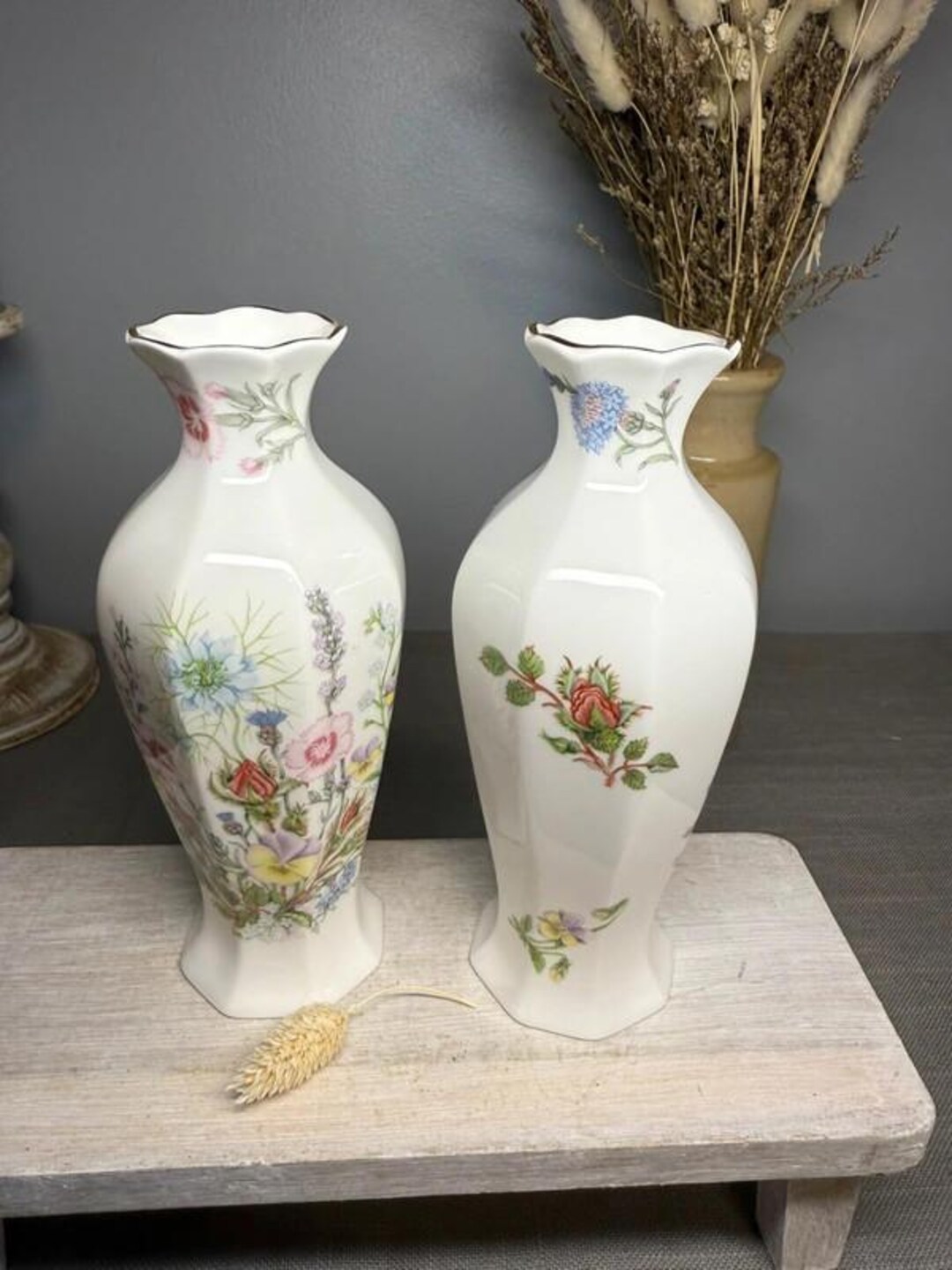Pair of Aynsley Wild Tudor Chatworth Vases – Fine Bone China, Made in ...