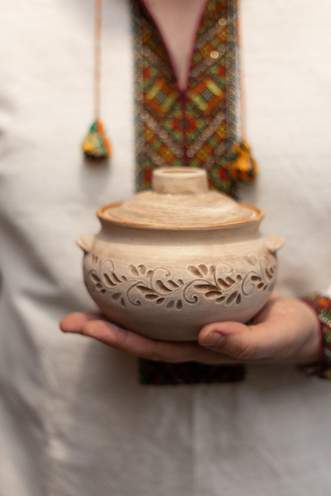 Handmade Ukrainian Clay Pot 0.6L With Lid | Carved Ceramic Cookware for ...
