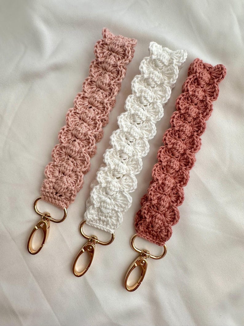 Boho Bobble Crochet Wristlet Keychain - Etsy