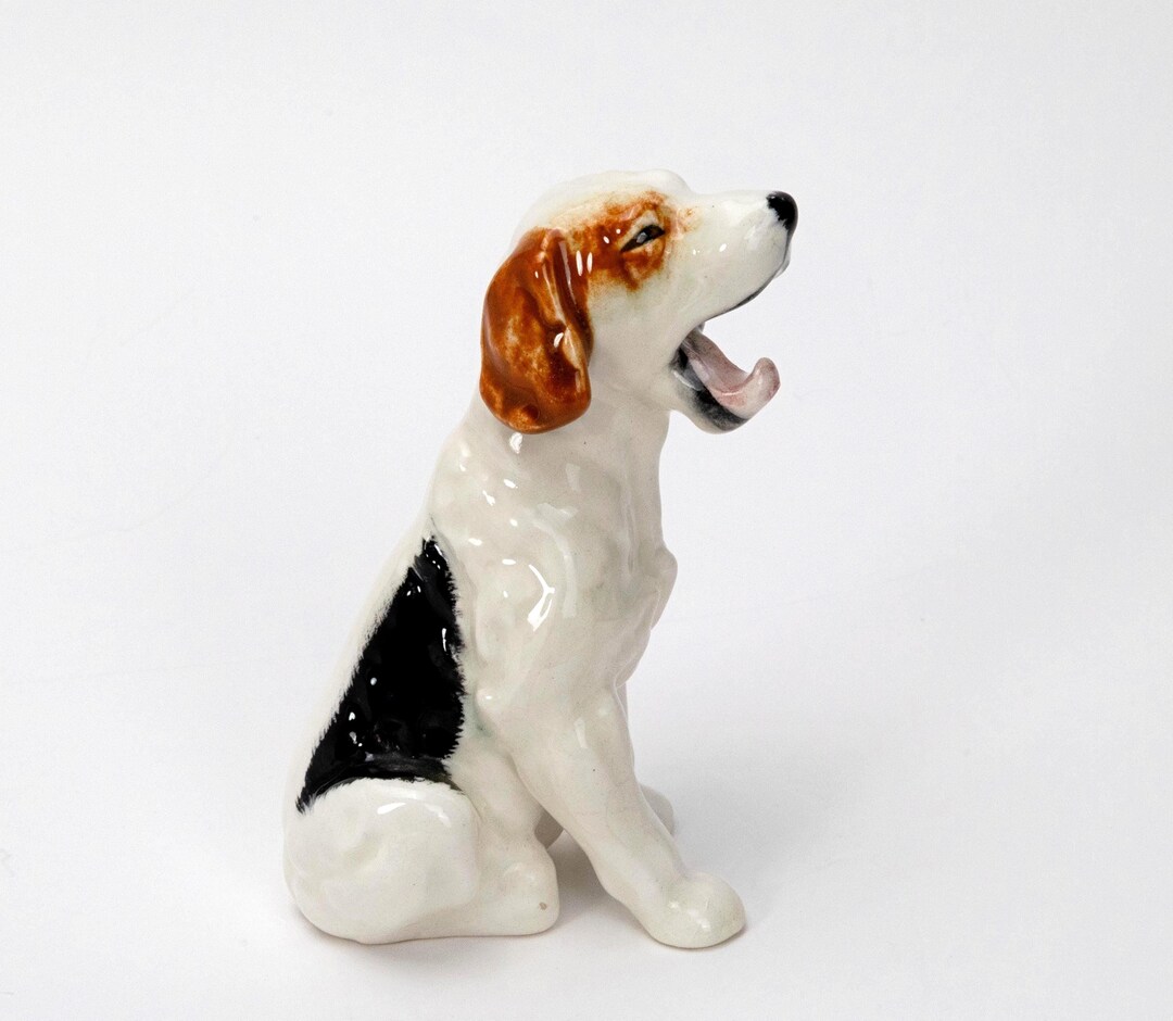 Vintage Beagle Dog Figurine Hand-painted Ceramic Made in Japan - Etsy