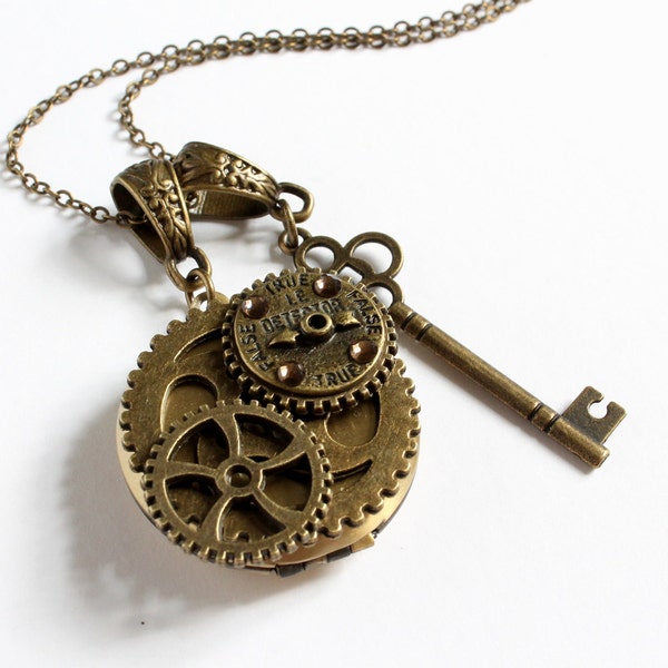 Key and Locket - Etsy