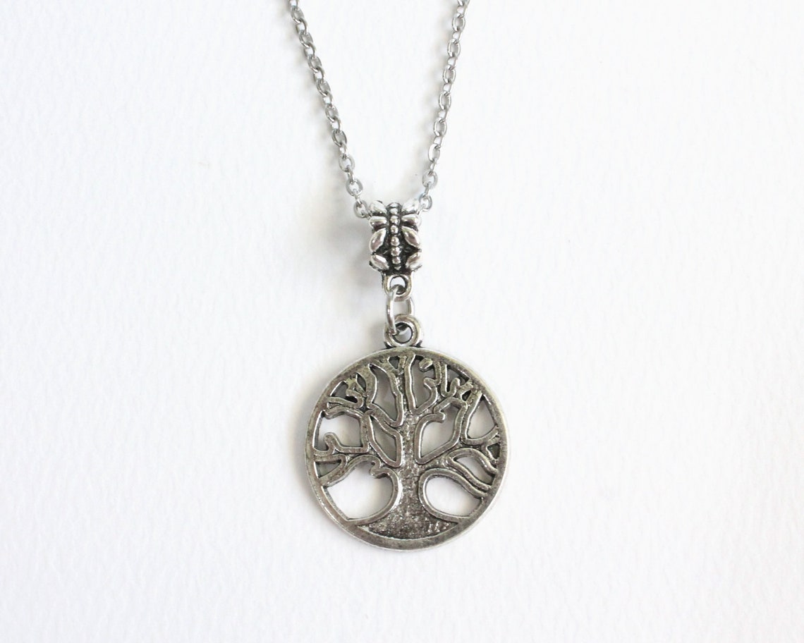 Regina's Apple Tree Necklace (OUAT) - Etsy
