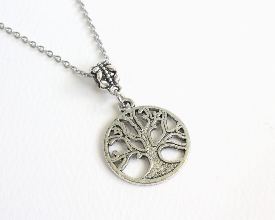 Regina's Apple Tree Necklace (OUAT) - Etsy