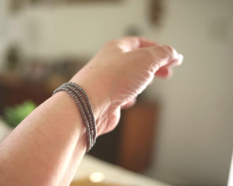 Gray Seed Bead Bracelet, Czech Glass Stretch Bracelet, Dainty ...