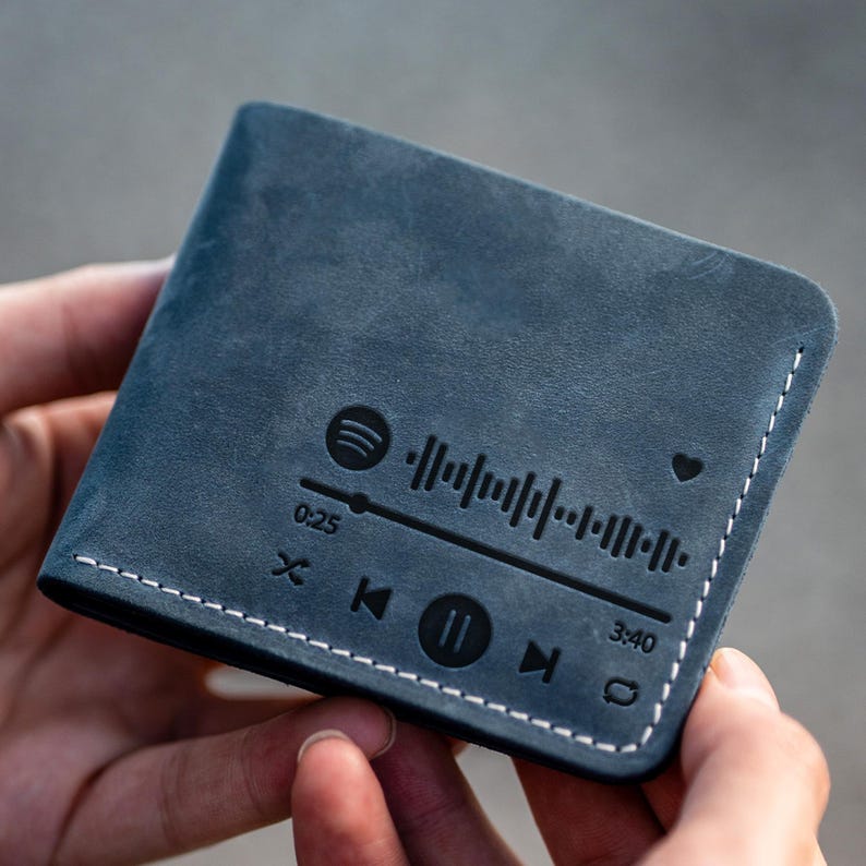 Personalized Leather Spotify Wallet - Custom Song Code Engraved - Etsy