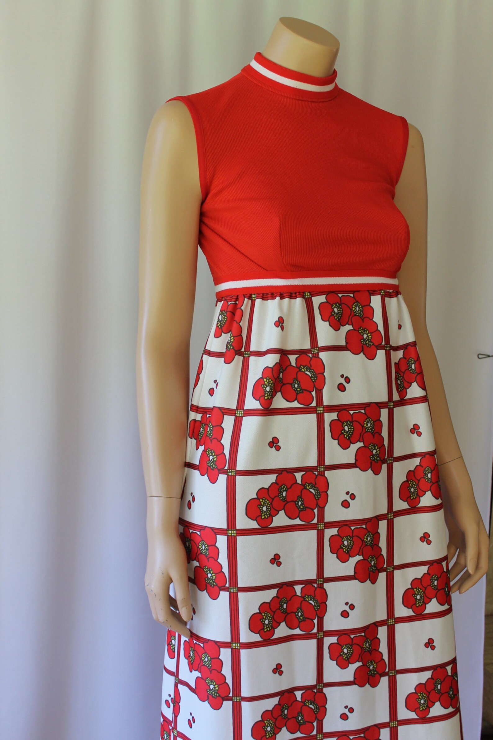 60s Mod Poppies Op Art Peter Max Xs Graphic Knit Red White Kawaii ...
