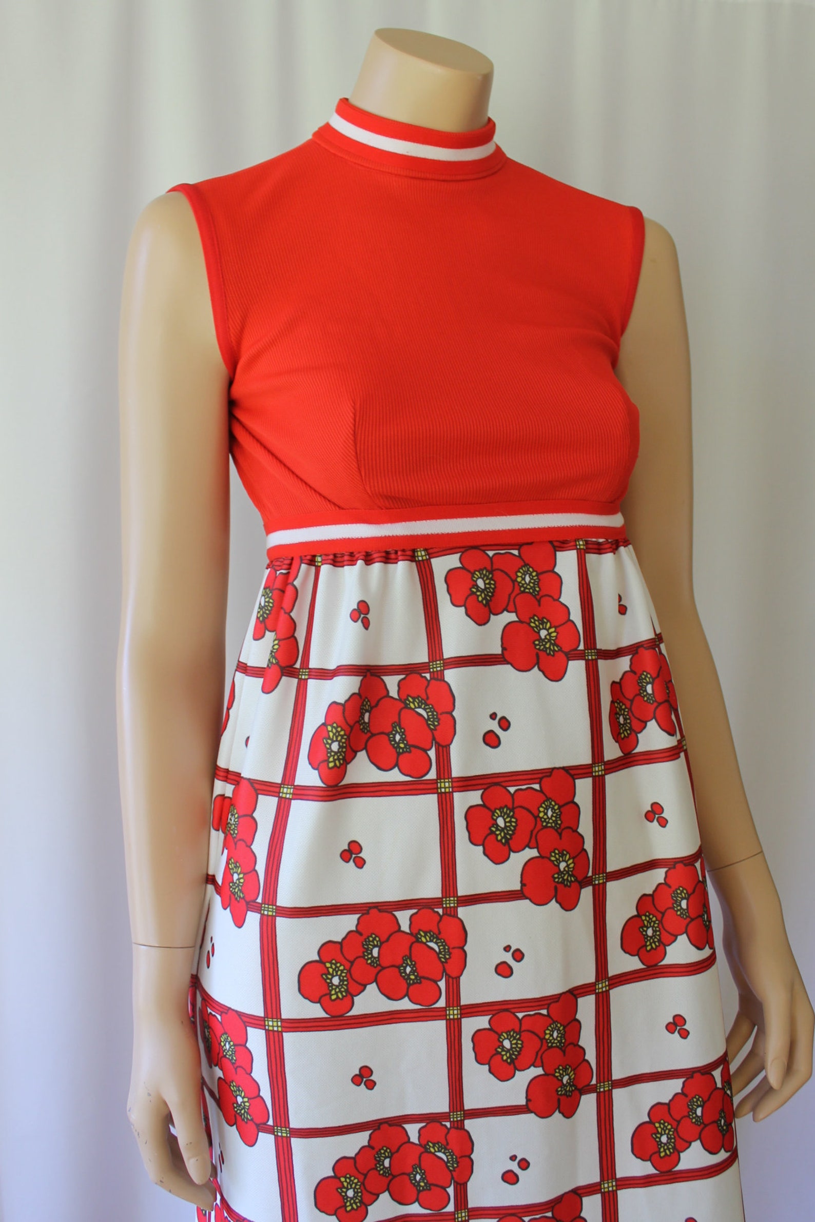 60s Mod Poppies Op Art Peter Max Xs Graphic Knit Red White Kawaii ...