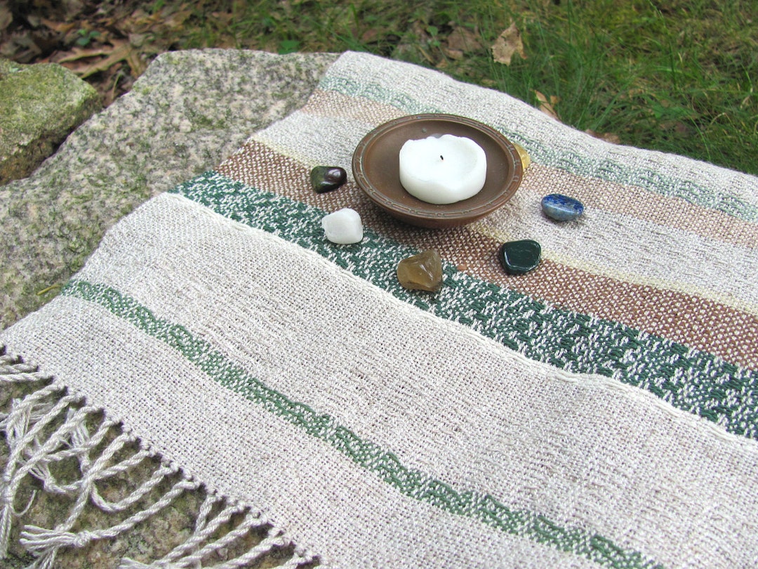 Serenity Growth Renewal Hand Woven Table Mat, Handmade Woodland Green ...