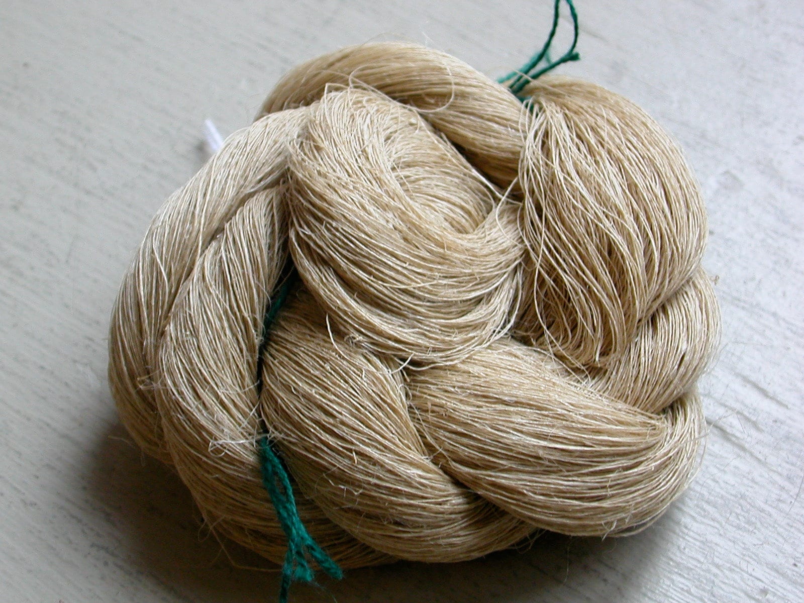 Handmade Linen Yarn Flax Hand Spinning Tutorial, Treadle Wheel Beginner ...