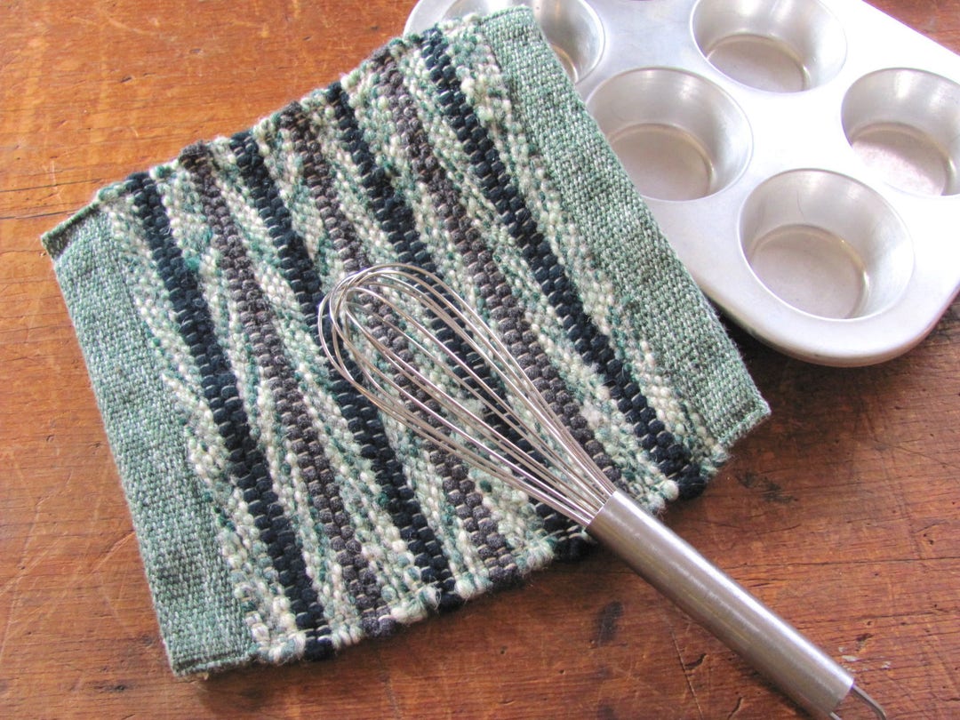 Woodland Pine Green Wool Kitchen Pot Holder, Handmade Woven Hot Pad ...