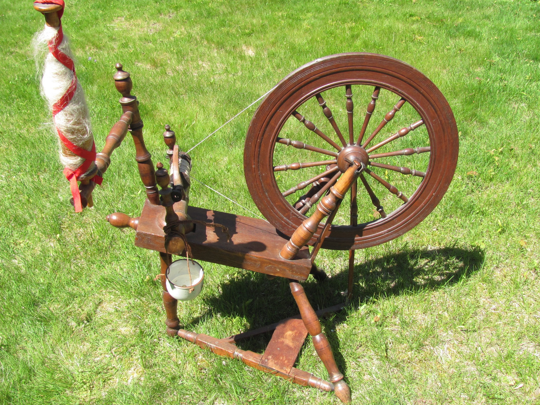 Handmade Linen Yarn Flax Hand Spinning Tutorial, Treadle Wheel Beginner ...