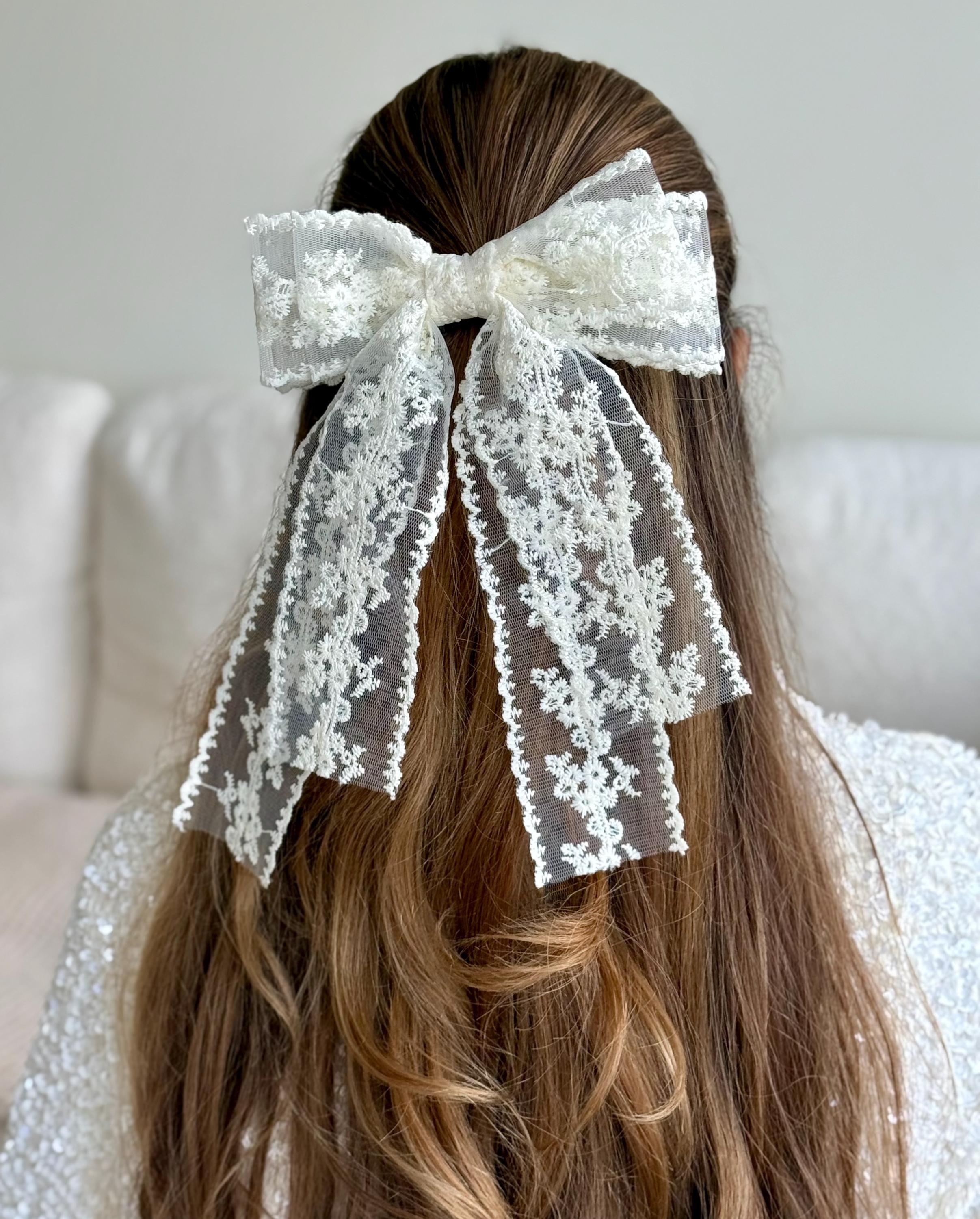 White Lace Bridal Hair Bow, Vintage Wedding Hair Clip, Gift for Her - Etsy