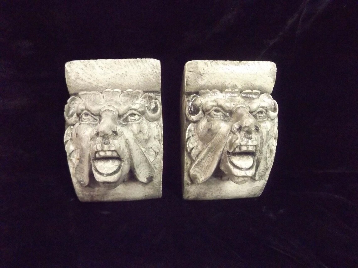 Gargoyle Bracket Set Gothic Grotesque Wall Hangings Renaissance ...
