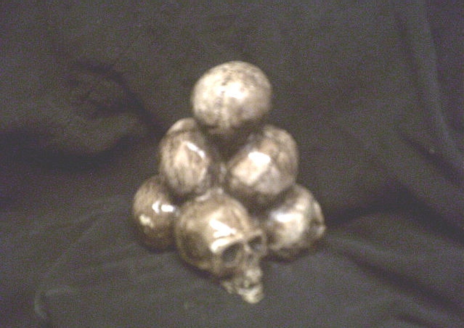 Mini Skull Pile Gothic Skeleton Halloween Horror Bones Statue Prop ...