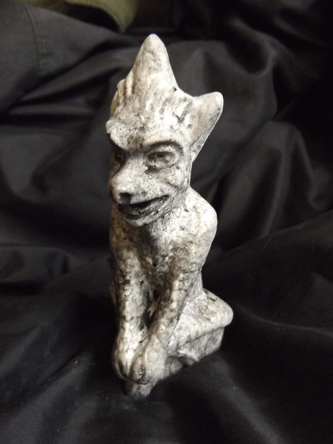Gargoyle Perched Horned Statue Notre Dame Collection Medieval Renaissance Small Black Dwarf