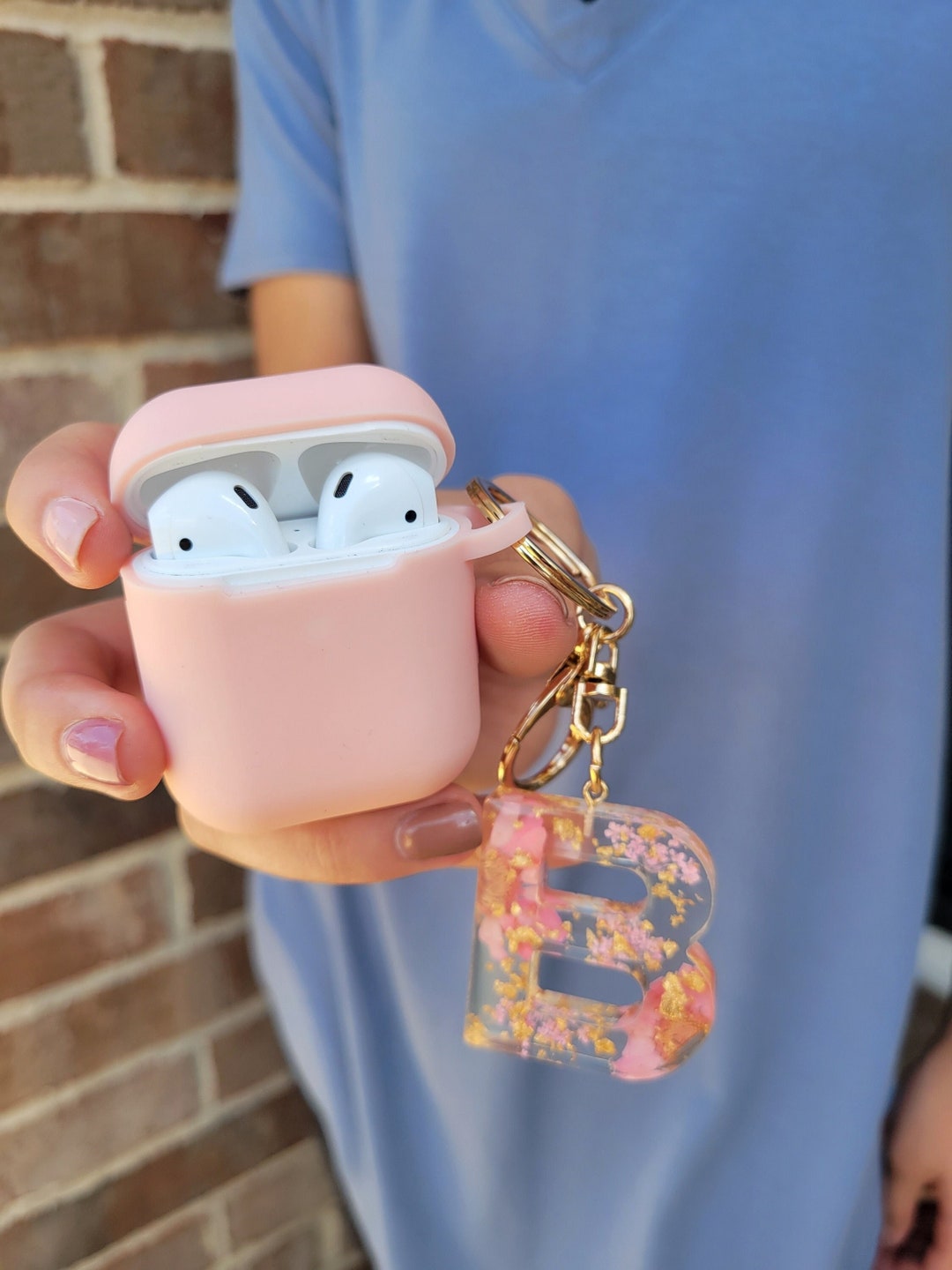 Airpods Case With Resin Initial For Gen 1 And 2 Airpods Case Keychain airpods-case-with-resin-initial-for-gen-1-and-2-airpods-case-keychain