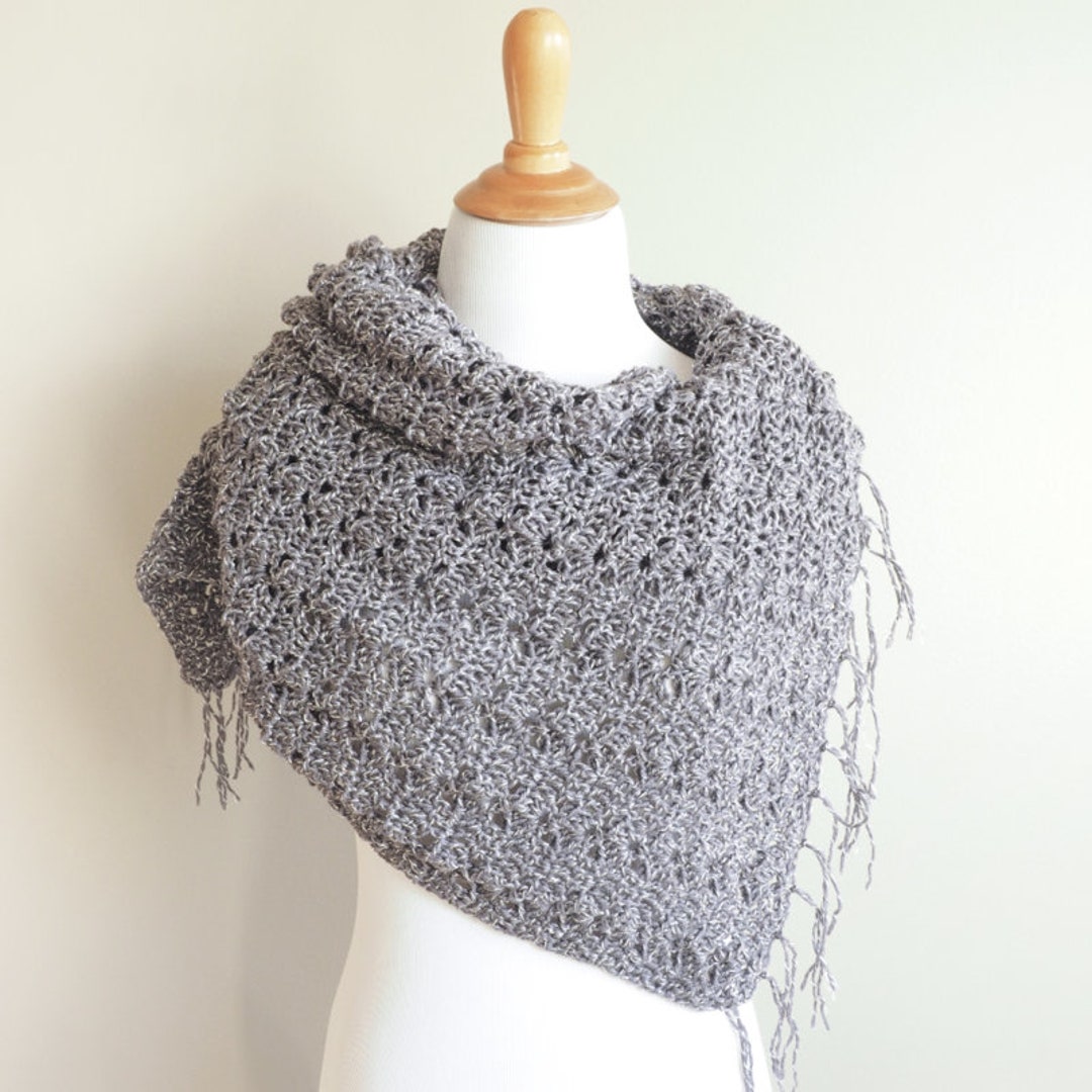 Simple Shells Light Wrap | Crochet Wrap Pattern | Wrap Pattern | Easy ...