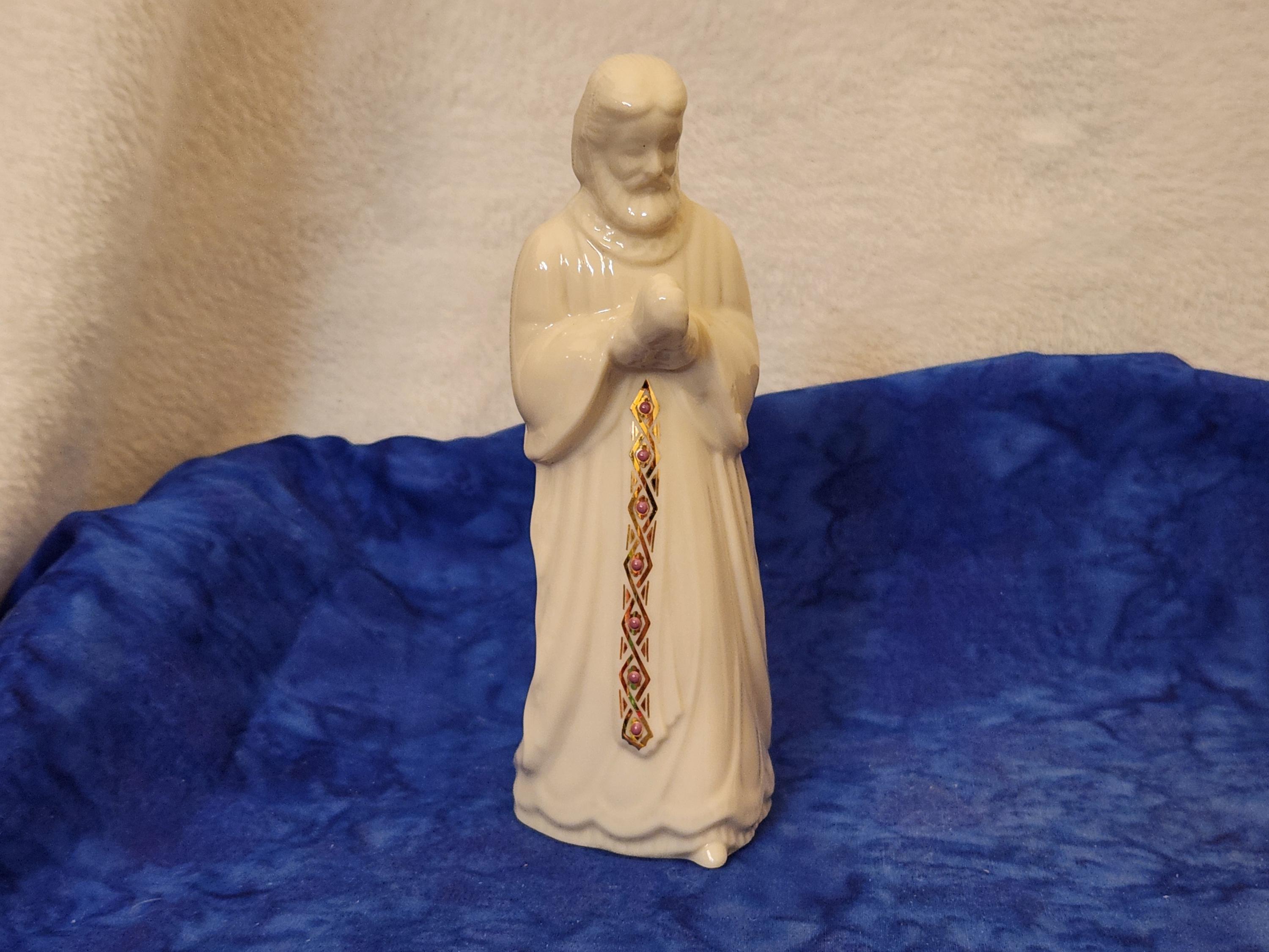 Lenox Jeweled Holy Family Nativity Set, Elegant Jeweled Holy Family ...
