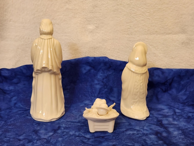 Lenox Jeweled Holy Family Nativity Set, Elegant Jeweled Holy Family ...