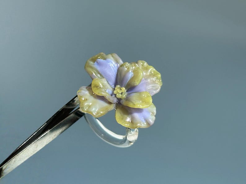 Handmade Glass Flower Ring, Lampwork Floral Ring With Transparent Band ...