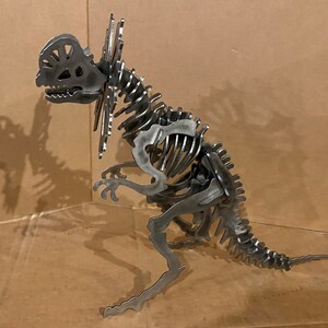 Small Dilophosaurus With Frill Dino Dinosaur Approx 15 Tall X 18 Long ...