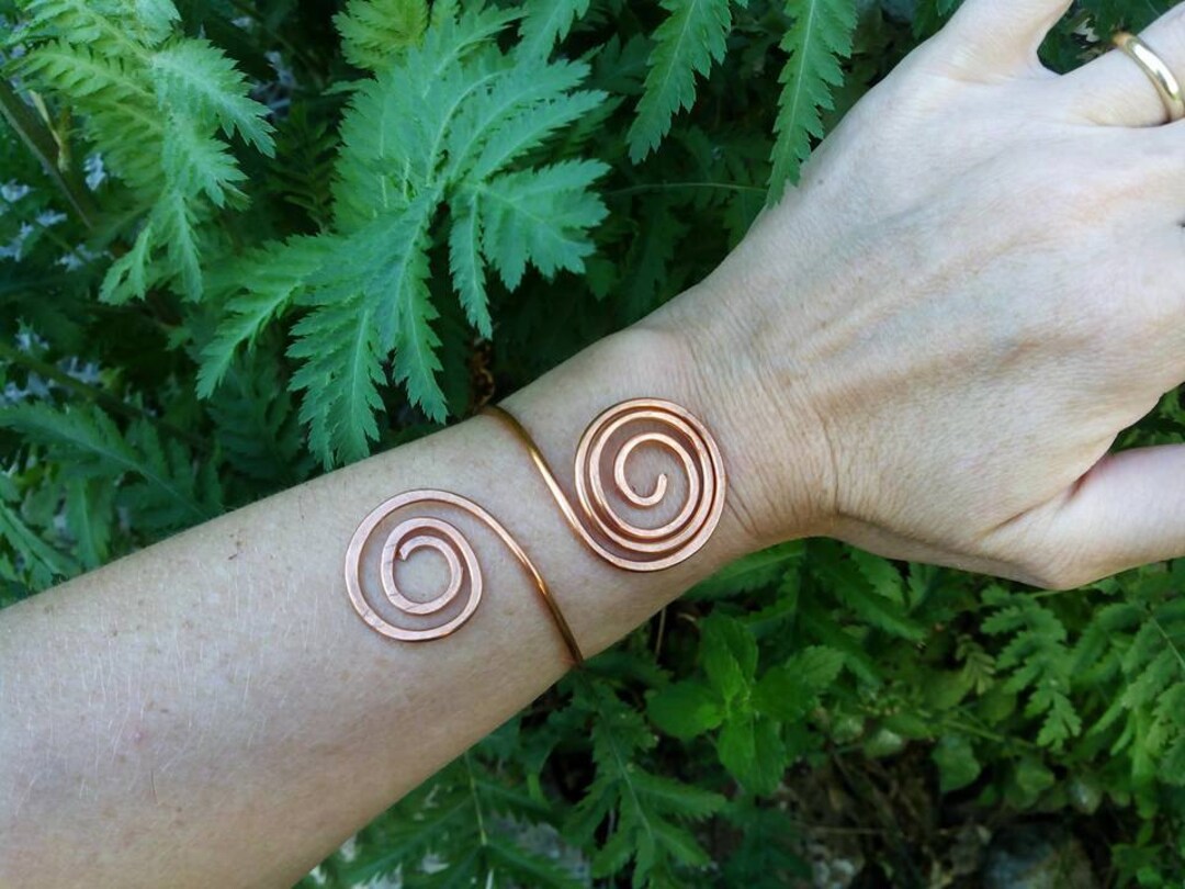 Bracciale a Spirale in Rame Celtico - Etsy